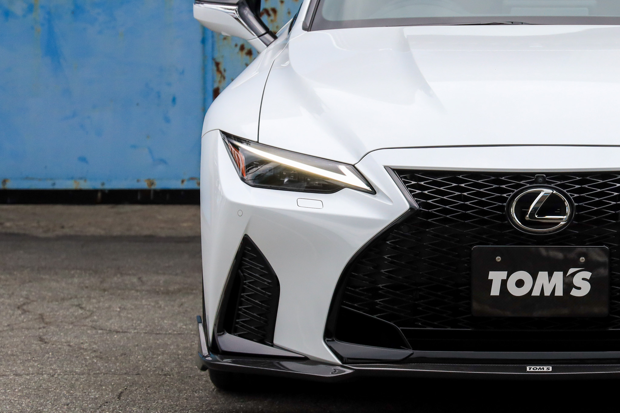 LEXUS IS500 - TOM'S Package - TOM'S